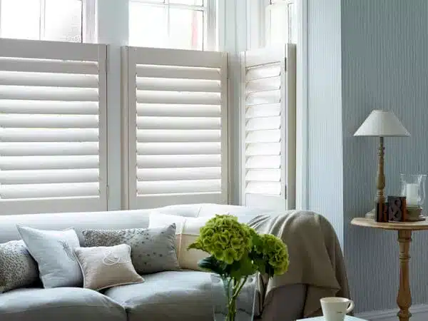 🌟 Bespoke Plantation Window Shutters for Every Home in Reigate
